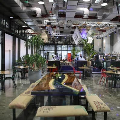 Restaurant RAW | Best restaurants Dubai | GreatList Guide