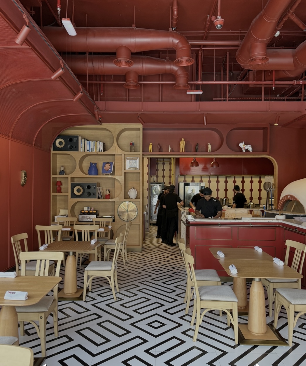 Restaurant Three Bros | Best restaurants Dubai | GreatList Guide